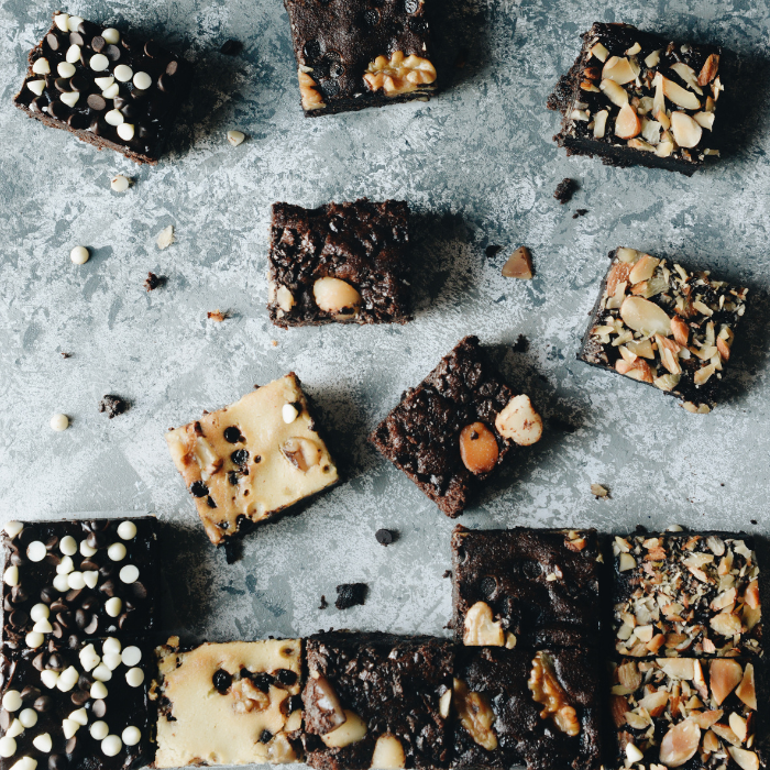 Brownie Platter (20pcs, Assorted) – Melvados Malaysia